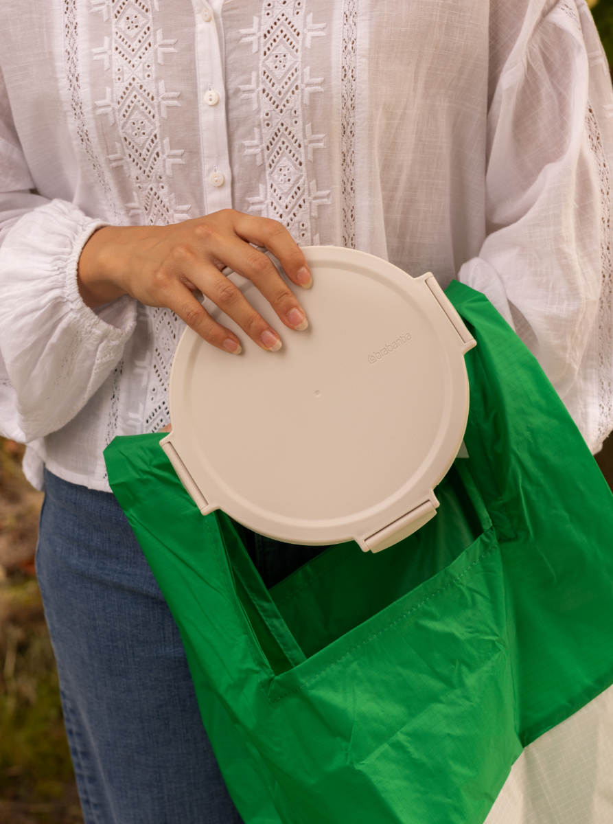 Make & Take Lunch Bowl, 33.8 oz (1L), Plastic - Soft Beige | Brabantia